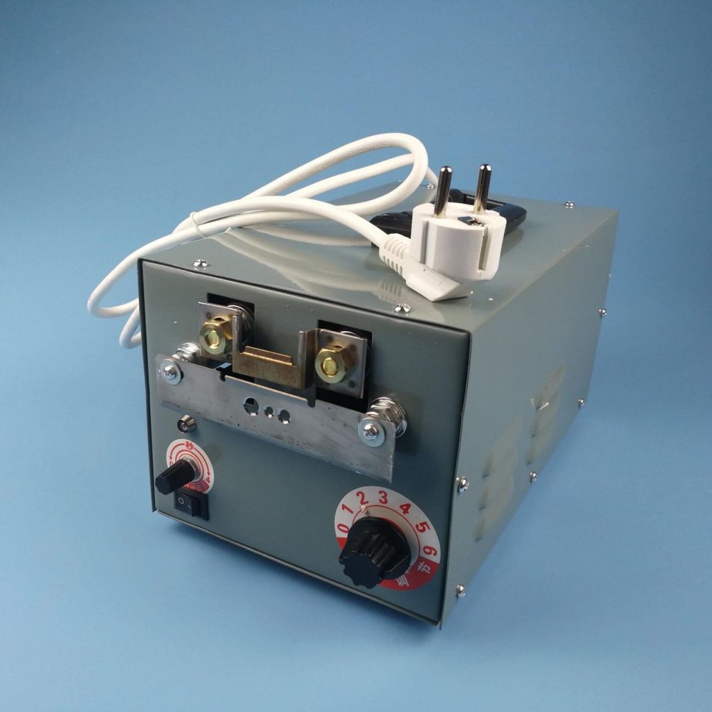 DEBEAKER MACHINE BY STANLEY FARM – ACOWAS